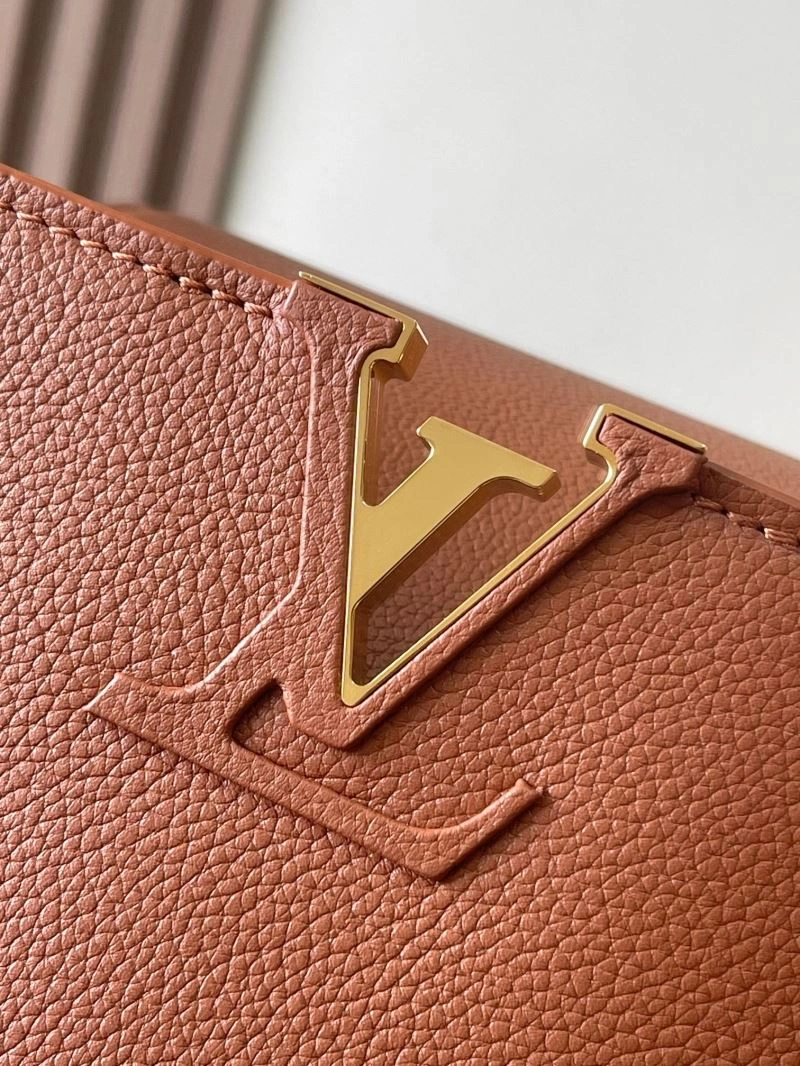 Mirror quality Louis Vuitton Capucines BB Bags