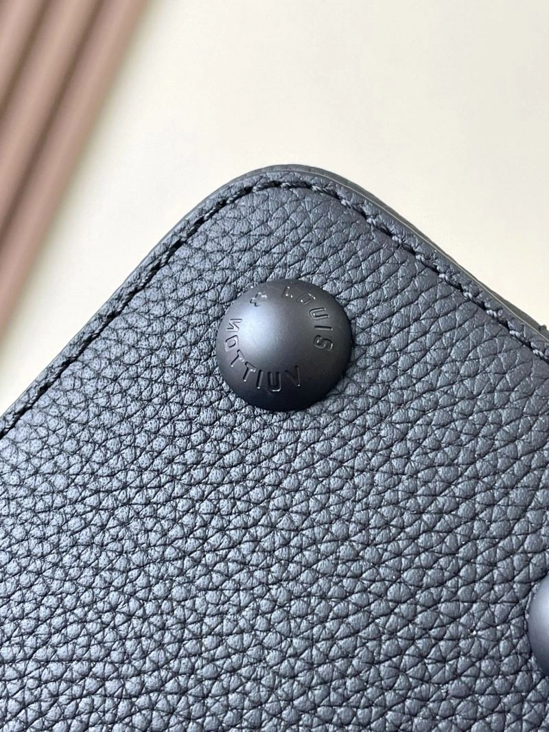 Brand-original Louis Vuitton Capucines BB Bags