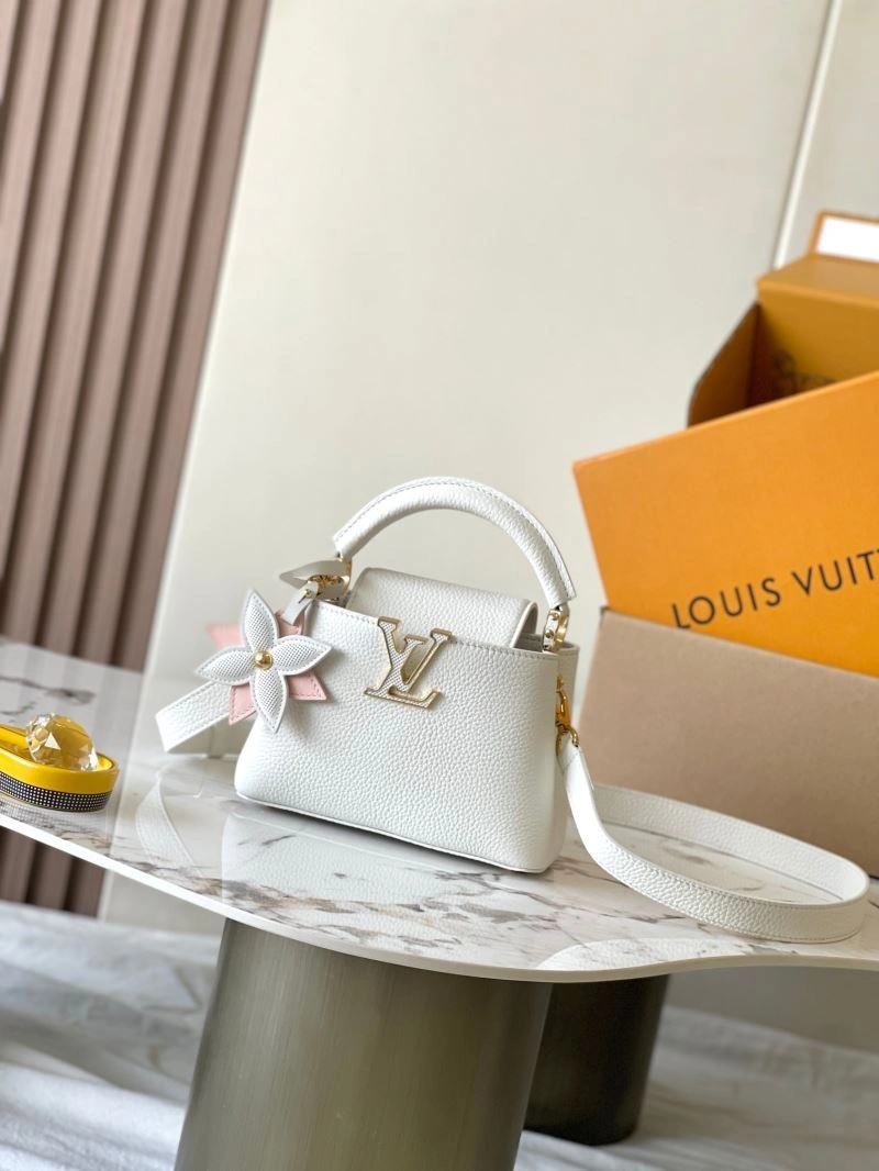 Legit Louis Vuitton Capucines BB Bags