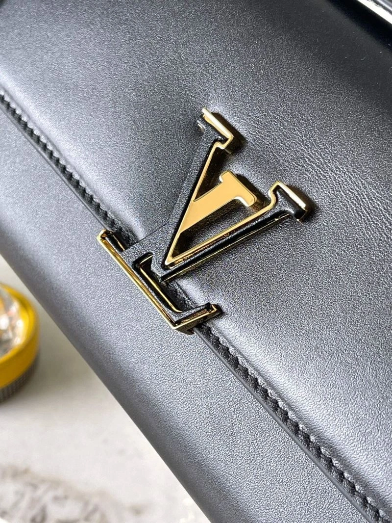 Official Louis Vuitton Capucines BB Bags
