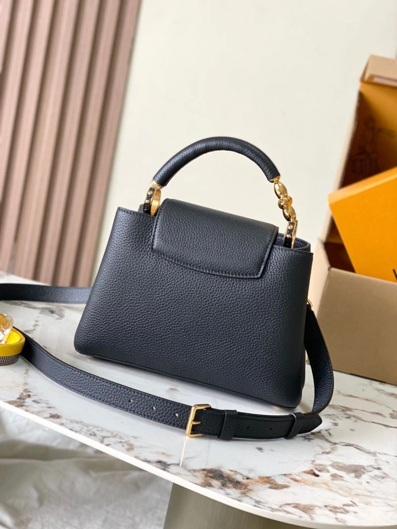 Bargain Louis Vuitton Capucines BB Bags