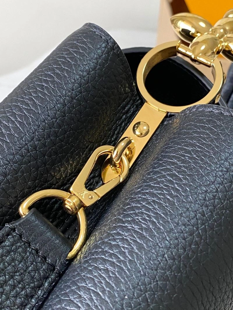 Bargain Louis Vuitton Capucines BB Bags