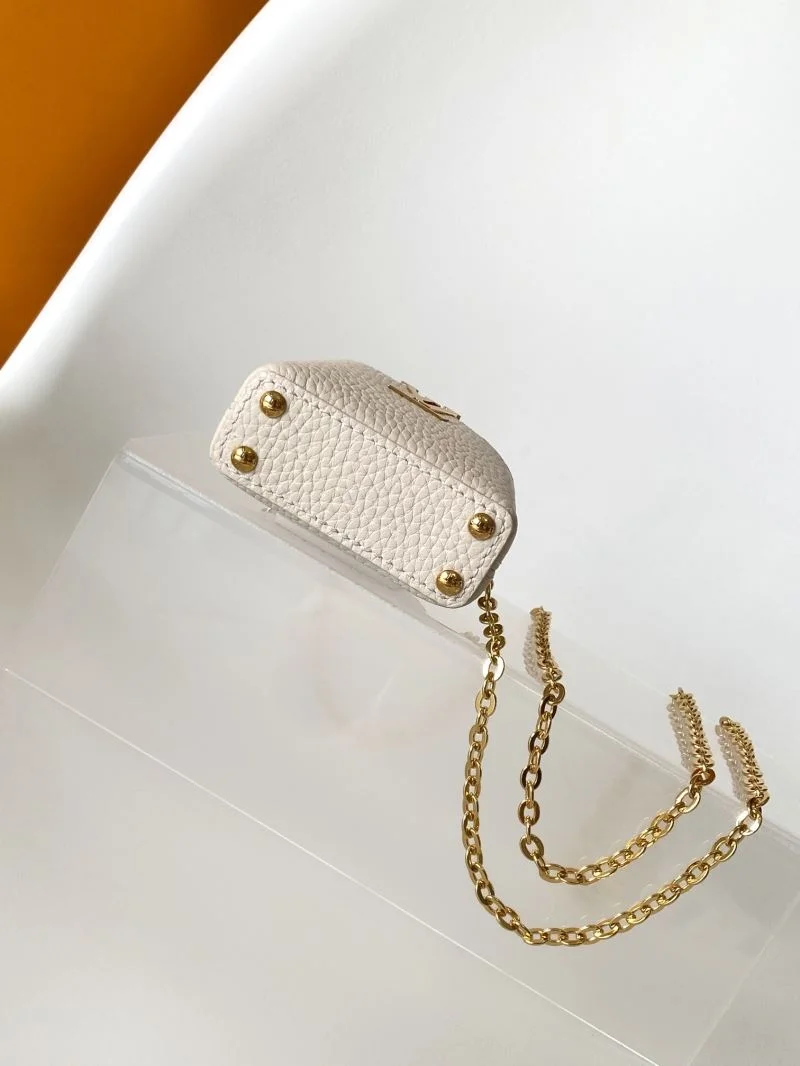 Low-cost Louis Vuitton Capucines BB Bags