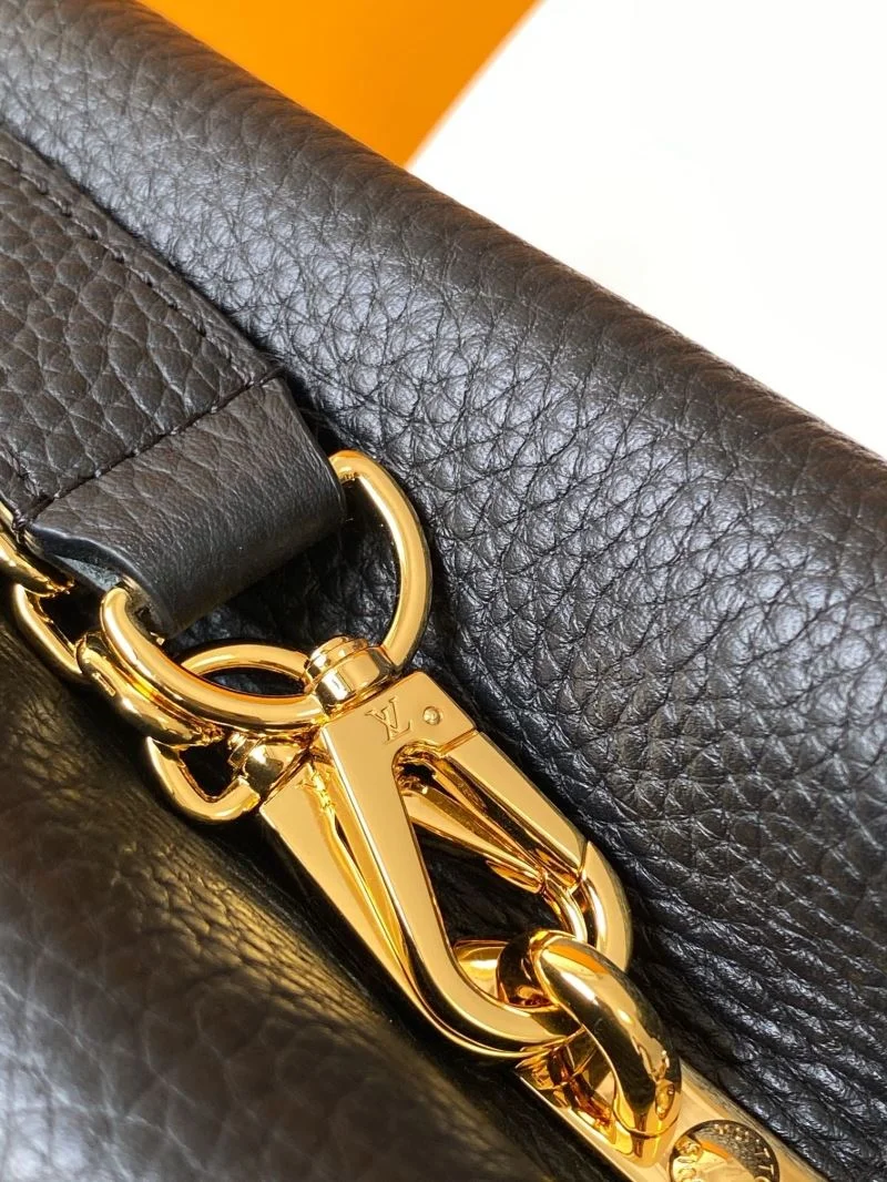 Low-cost Louis Vuitton Capucines BB Bags