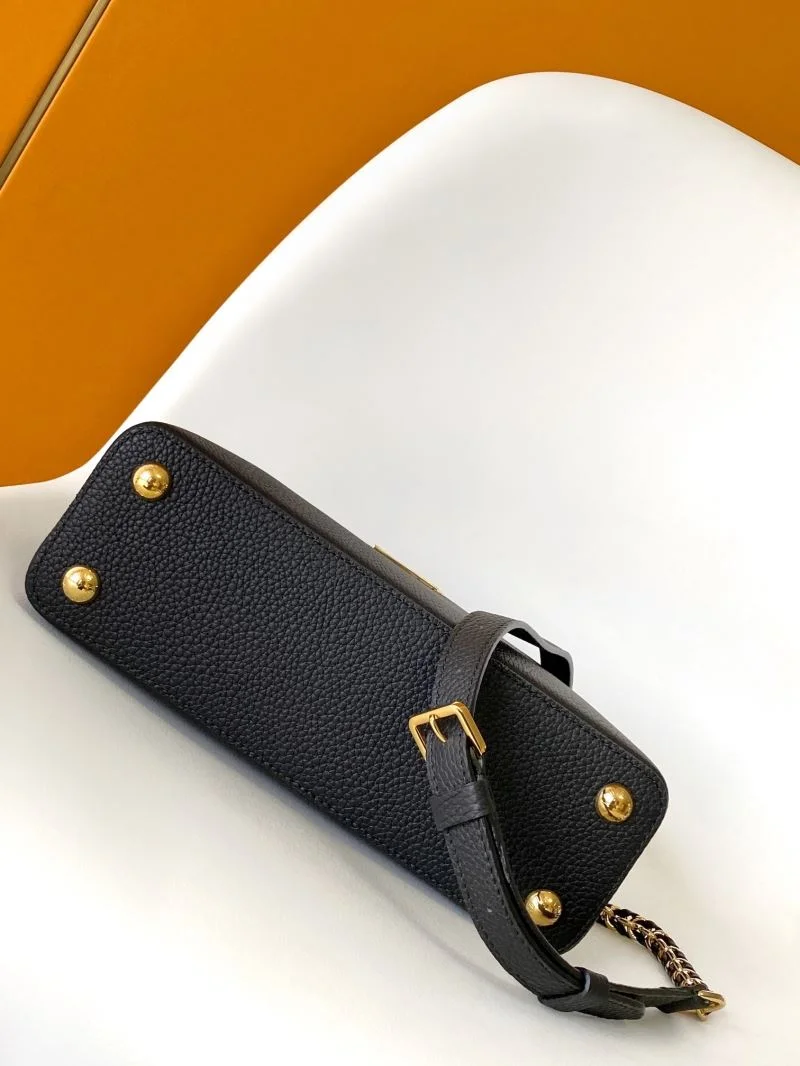 Brand-original Louis Vuitton Capucines BB Bags