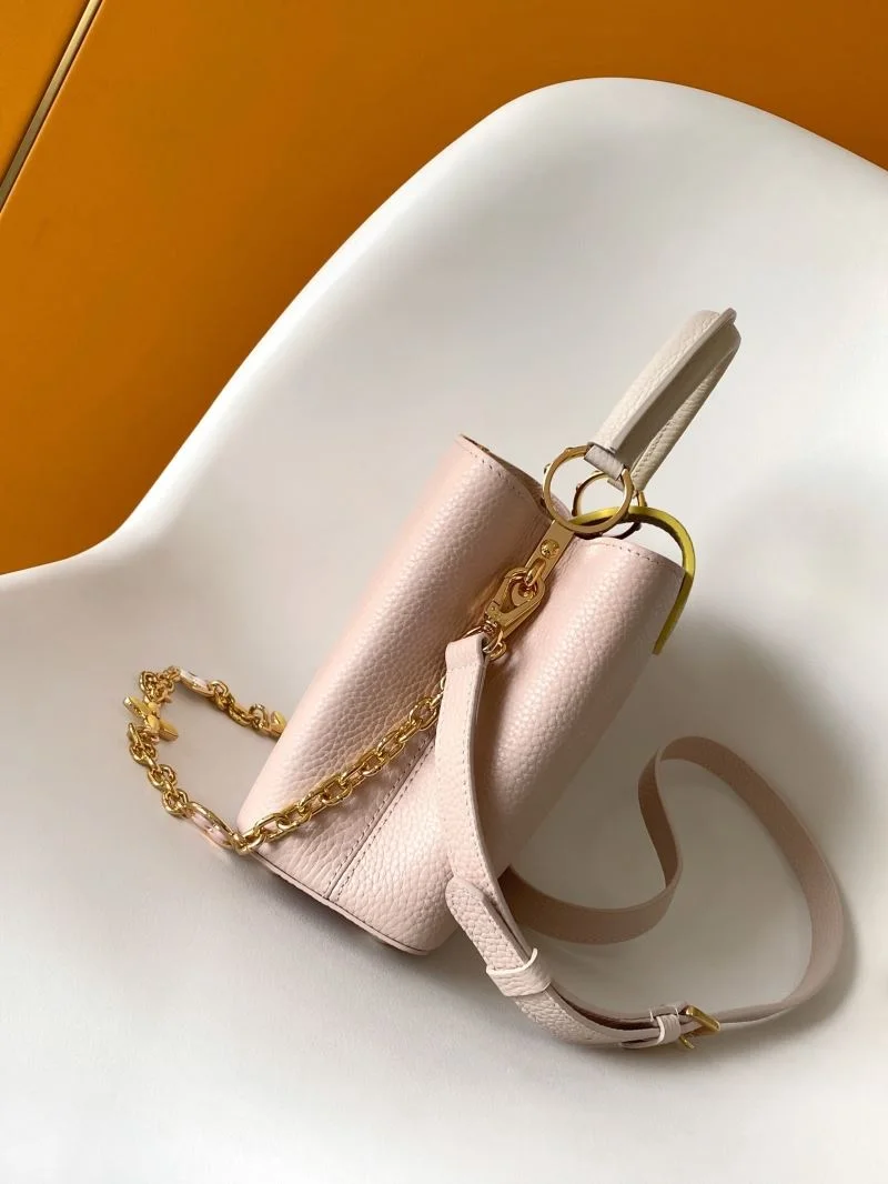 Bargain Louis Vuitton Capucines BB Bags