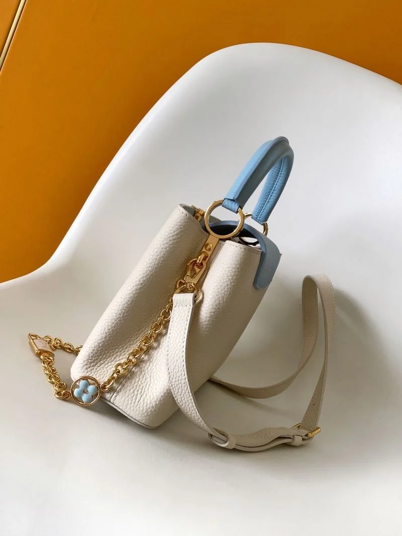 Top mirror Louis Vuitton Capucines BB Bags