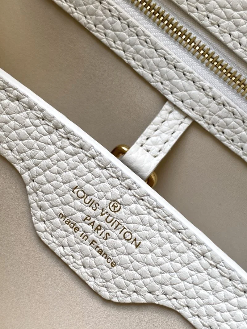 Top mirror Louis Vuitton Capucines BB Bags