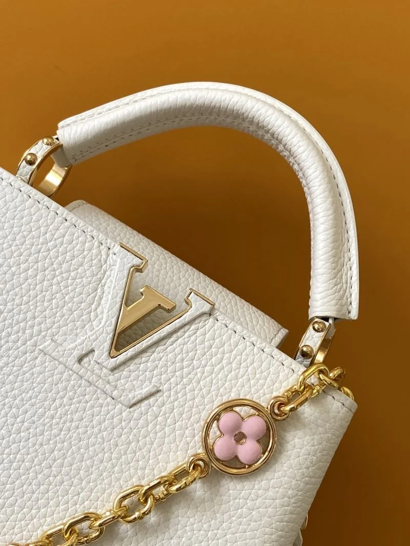 Mirror quality Louis Vuitton Capucines BB Bags