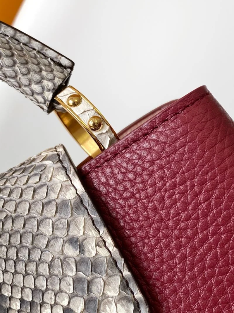 Bargain Louis Vuitton Capucines BB Bags