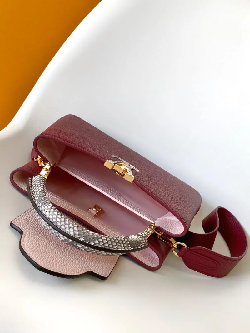 Bargain Louis Vuitton Capucines BB Bags