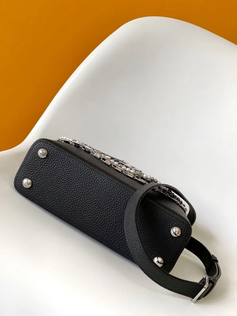 Low-cost Louis Vuitton Capucines BB Bags