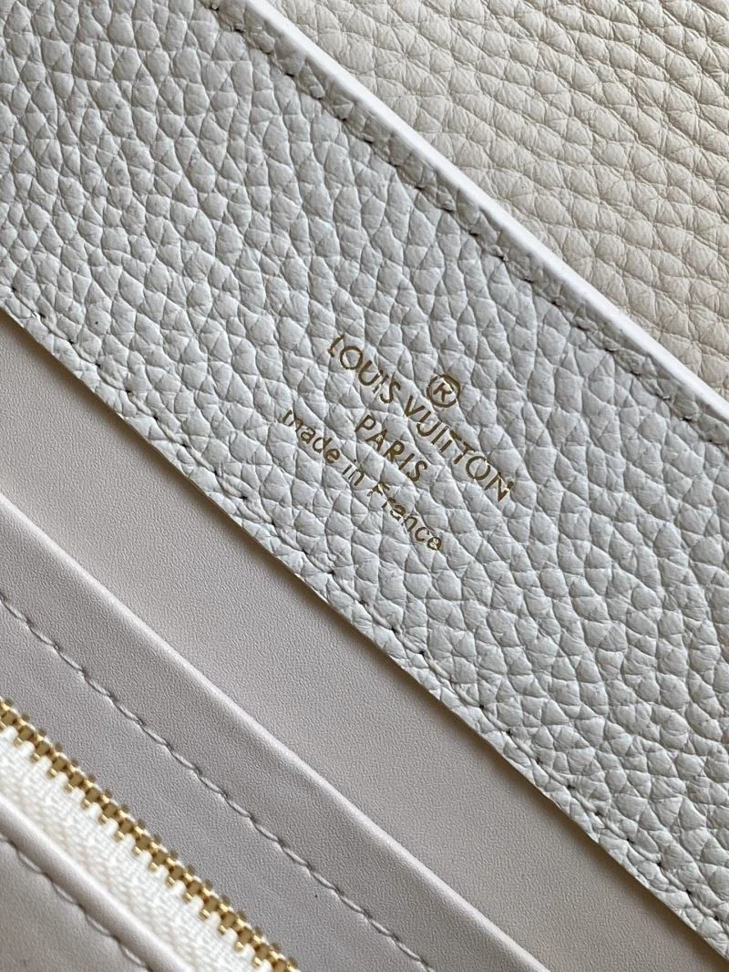 Reasonably priced Louis Vuitton Capucines BB Bags