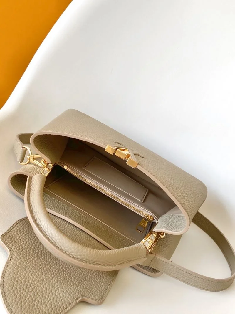 Exact replica Louis Vuitton Capucines BB Bags