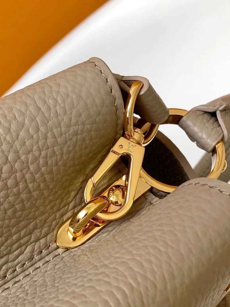 Real Louis Vuitton Capucines BB Bags