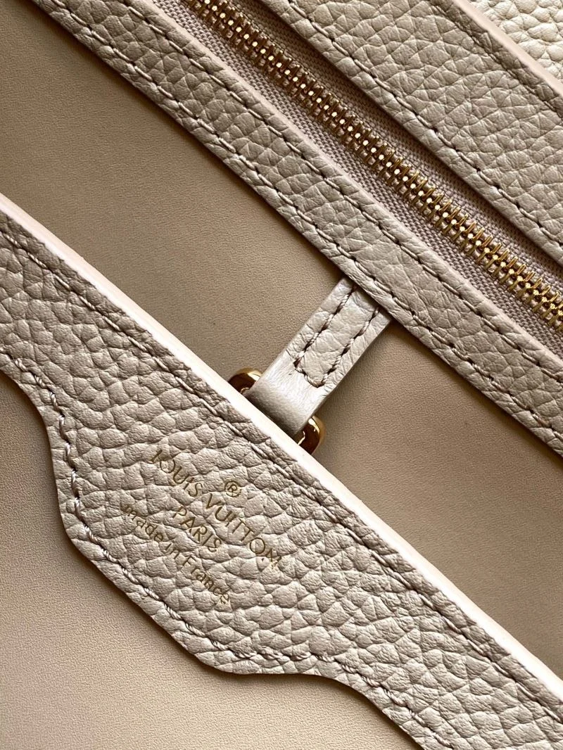 Real Louis Vuitton Capucines BB Bags