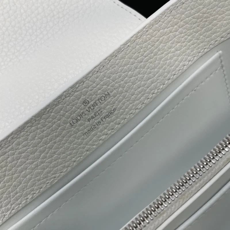 Brand-authenticated Louis Vuitton Capucines BB Bags