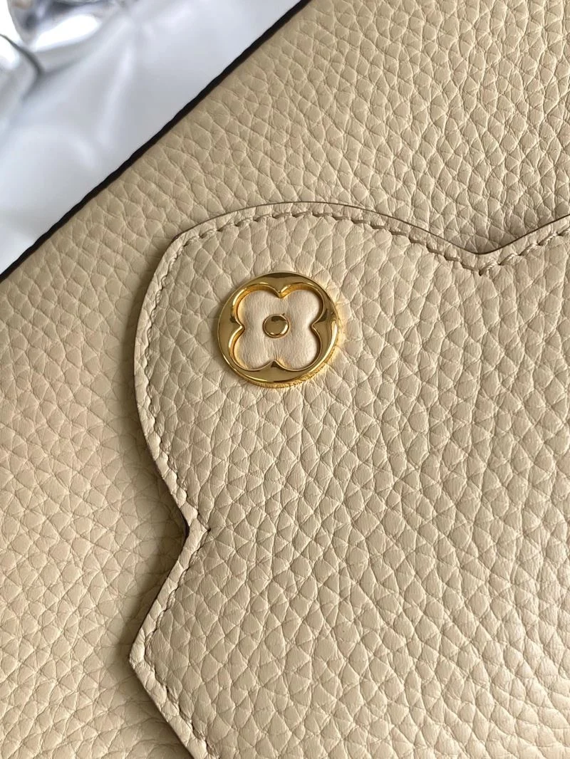 Reasonably priced Louis Vuitton Capucines BB Bags