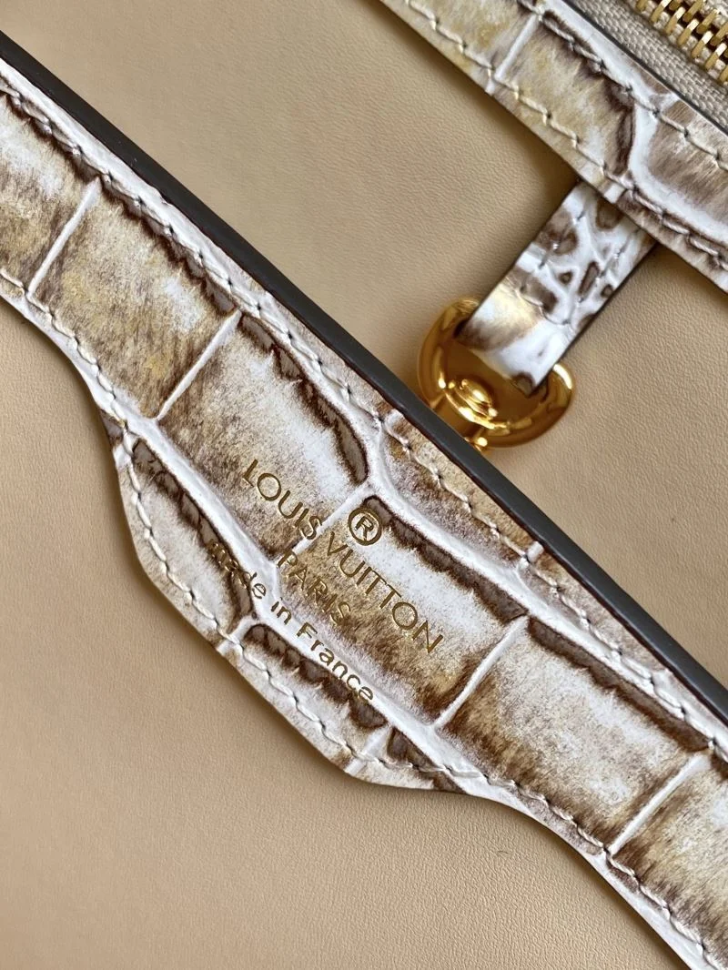 Discounted Louis Vuitton Capucines BB Bags