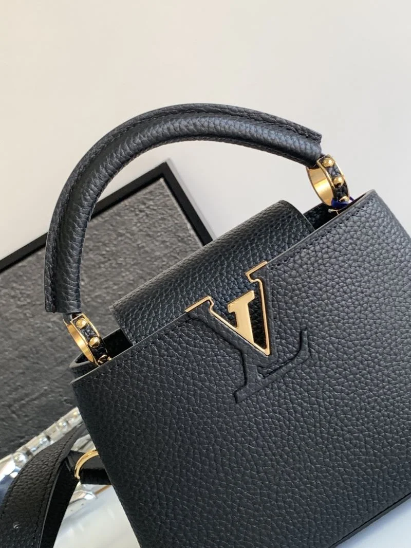 Exact replica Louis Vuitton Capucines BB Bags