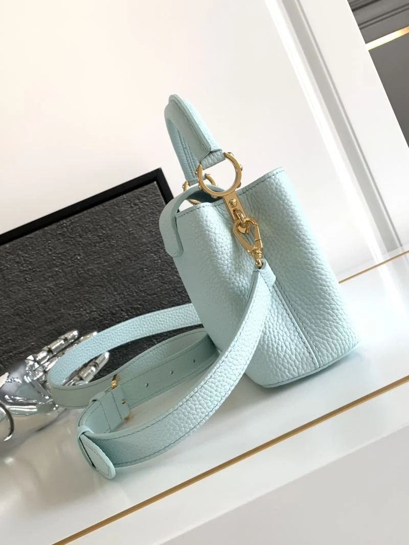 Mirror quality Louis Vuitton Capucines BB Bags