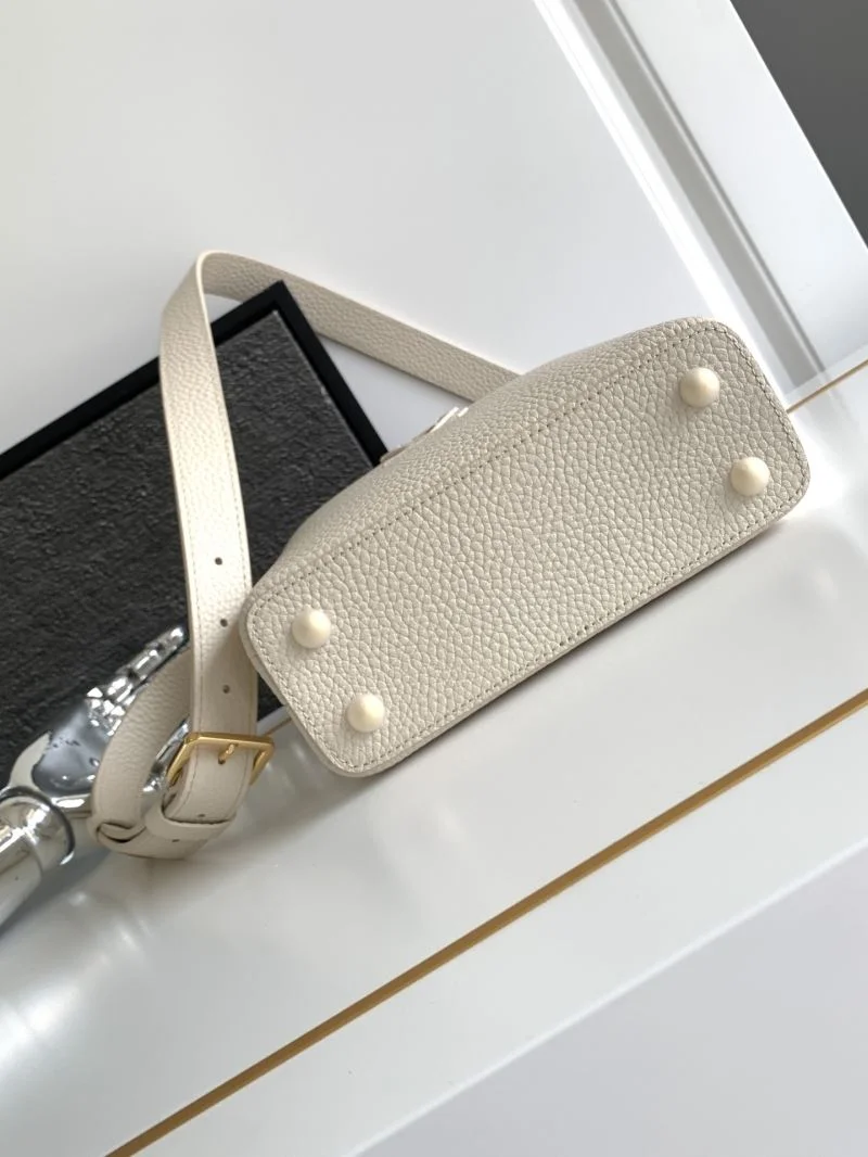 Affordable Louis Vuitton Capucines BB Bags