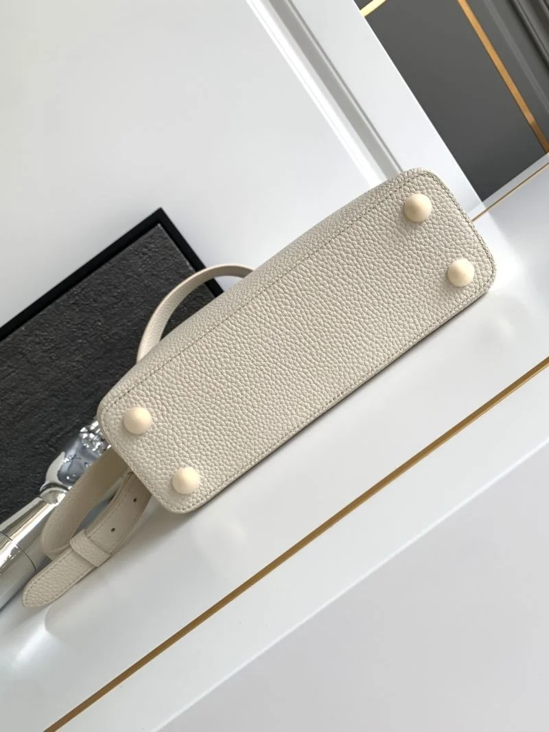 High fidelity Louis Vuitton Capucines BB Bags