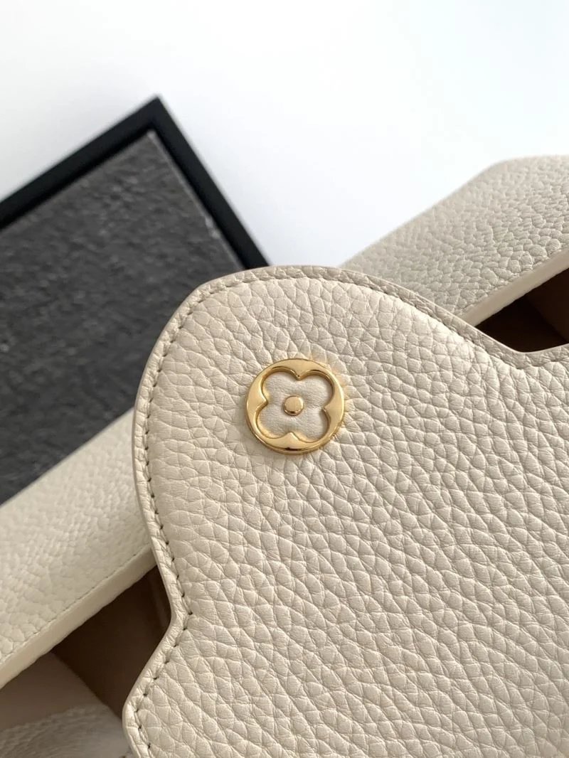 High fidelity Louis Vuitton Capucines BB Bags
