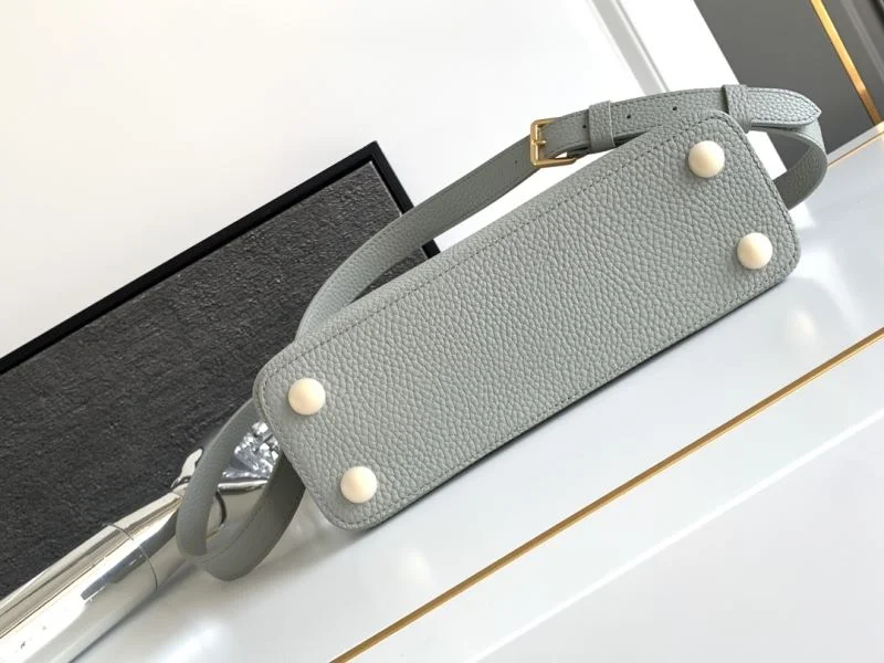 Precise copy Louis Vuitton Capucines BB Bags