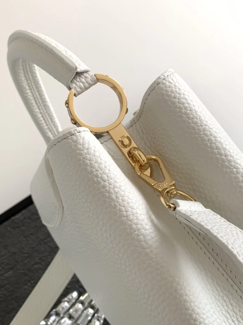 Inexpensive Louis Vuitton Capucines BB Bags