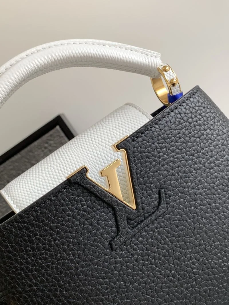 Exact replica Louis Vuitton Capucines BB Bags