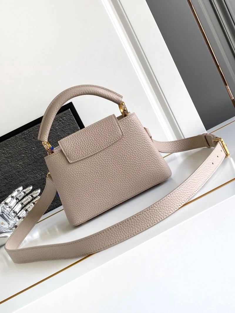 Top mirror Louis Vuitton Capucines BB Bags
