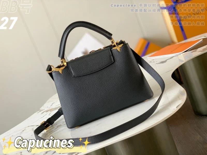 Accurate model Louis Vuitton Capucines BB Bags