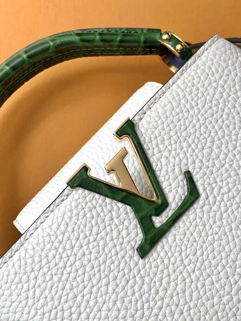 Top match Louis Vuitton Capucines BB Bags