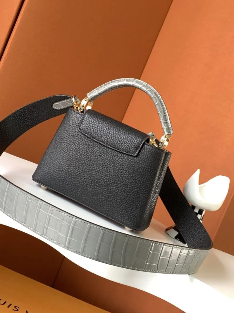 Top mirror Louis Vuitton Capucines BB Bags