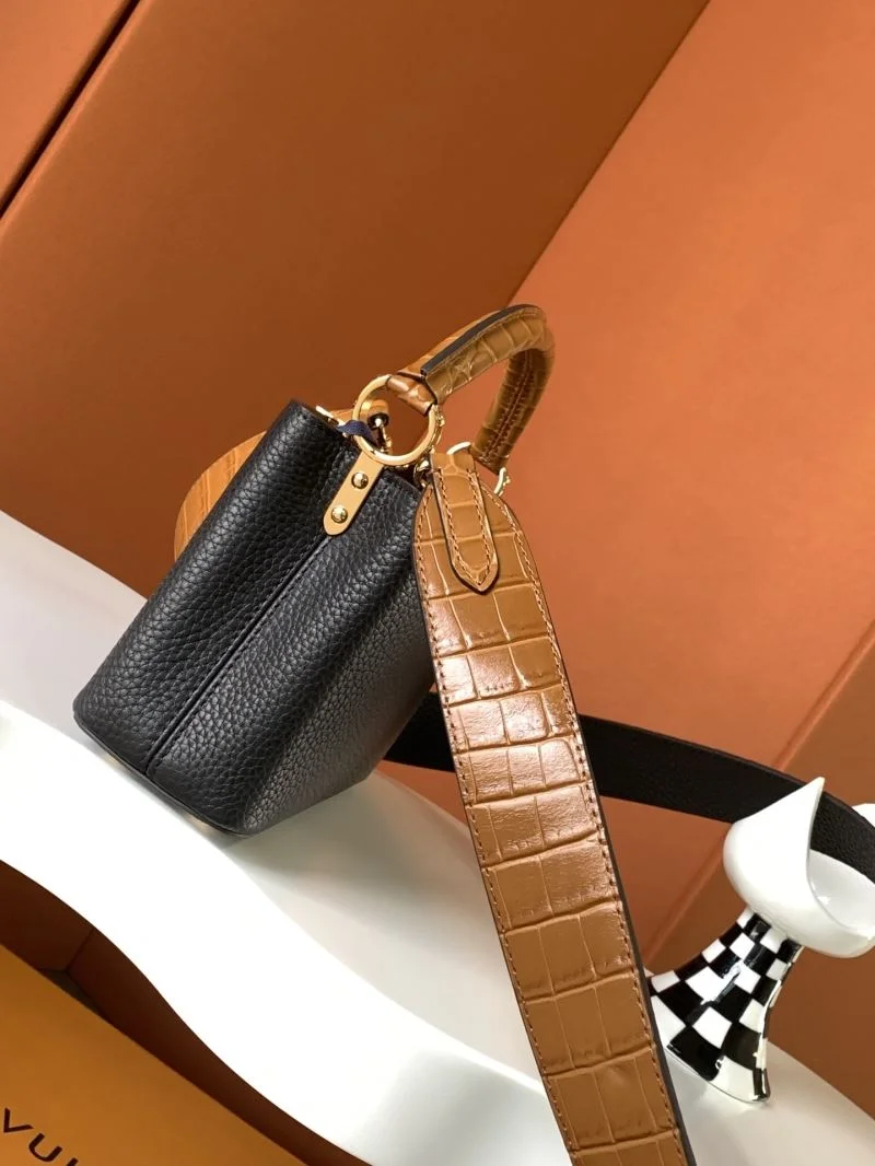 Bargain Louis Vuitton Capucines BB Bags