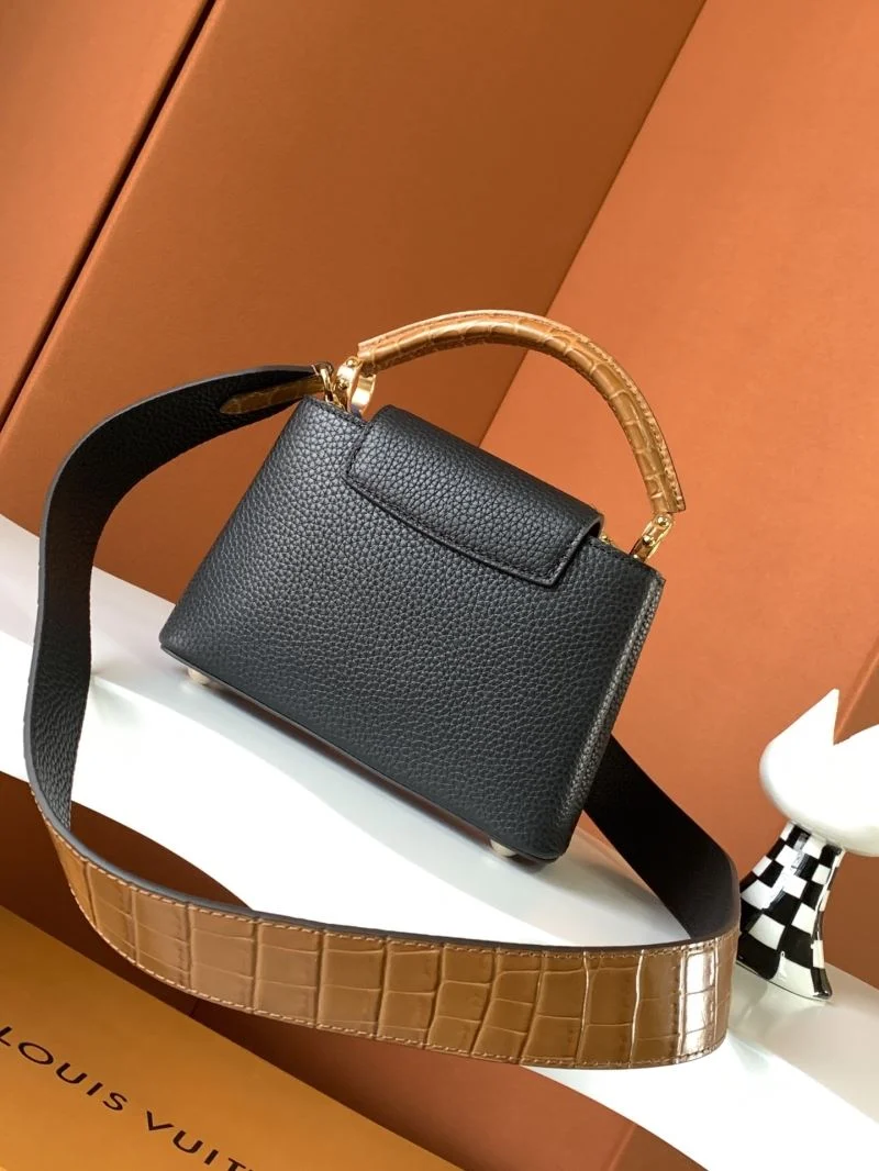 Bargain Louis Vuitton Capucines BB Bags