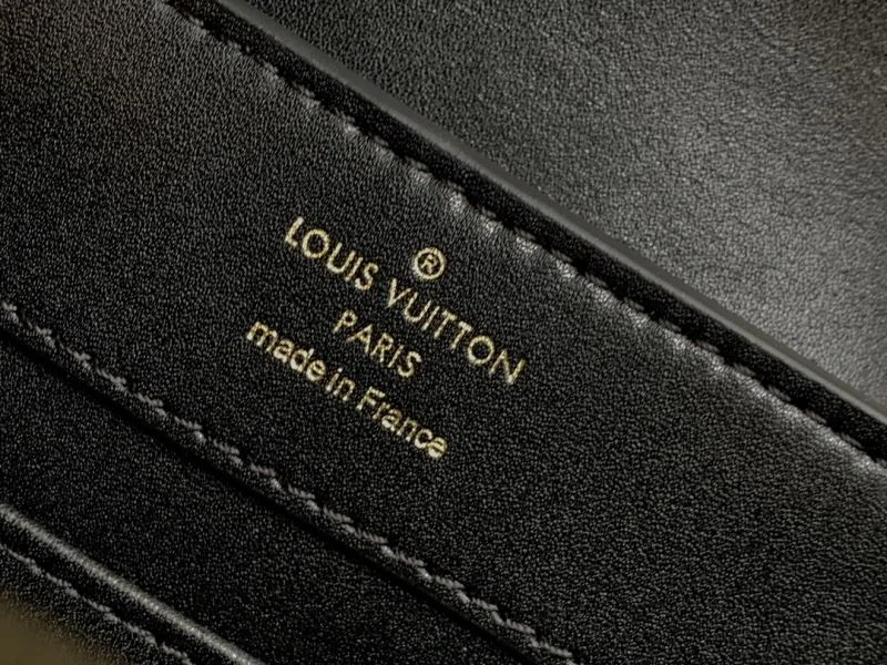 Discounted Louis Vuitton Capucines BB Bags