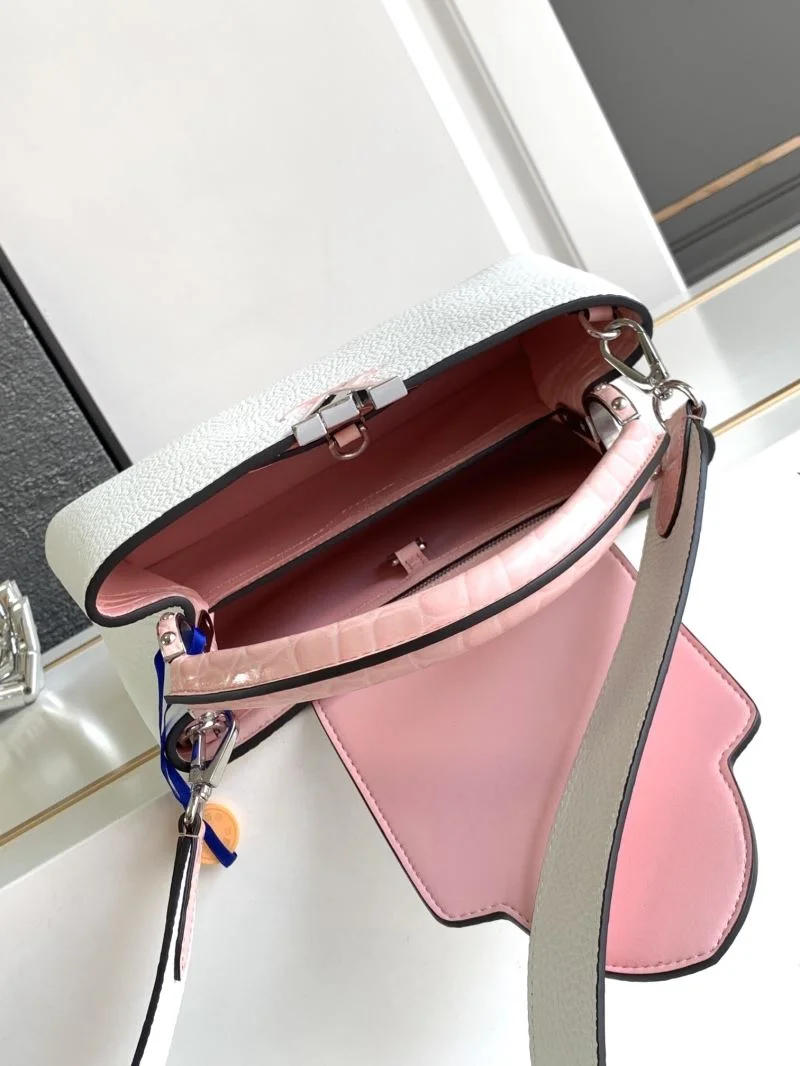 Top mirror Louis Vuitton Capucines BB Bags