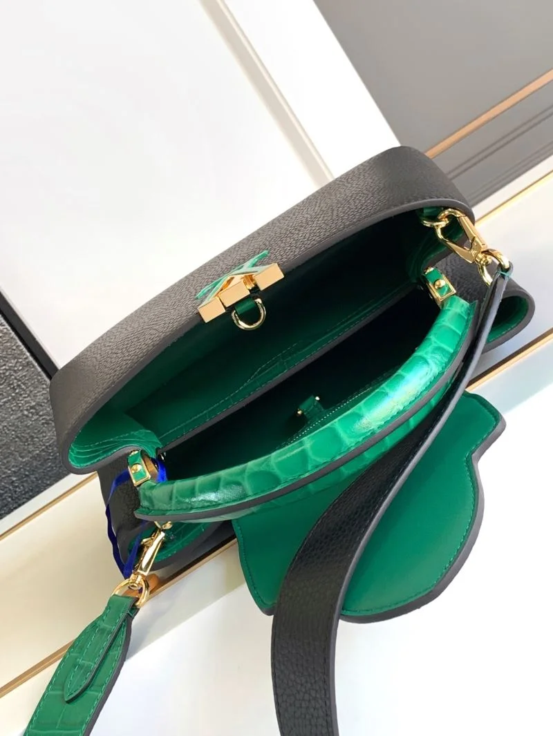 Brand-original Louis Vuitton Capucines BB Bags