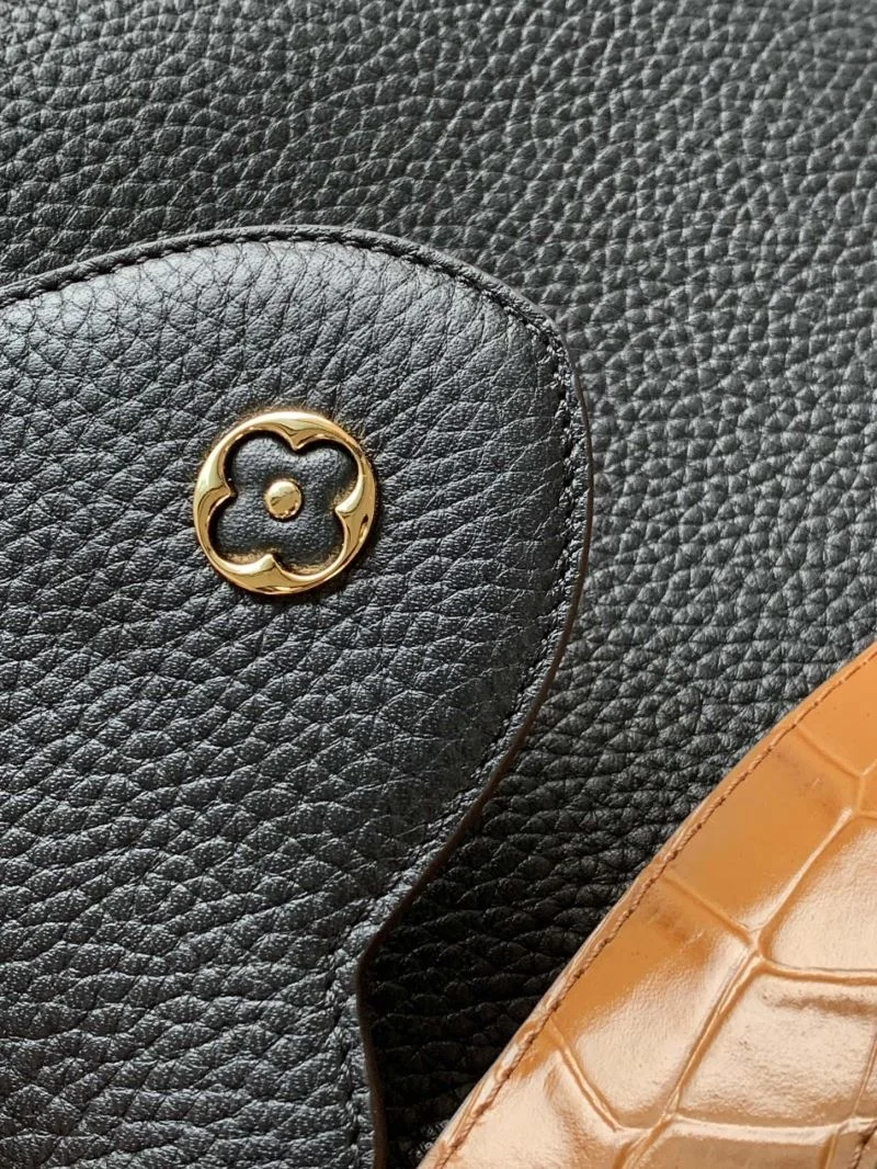 Reasonably priced Louis Vuitton Capucines BB Bags
