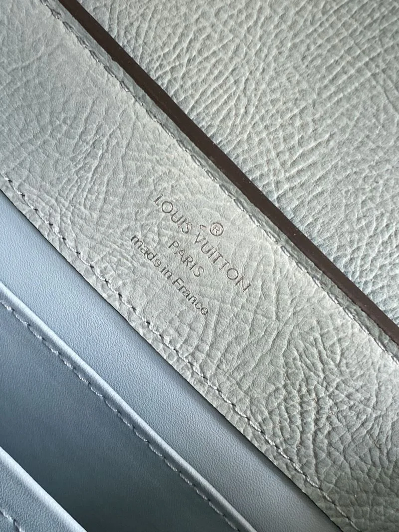 Legit Louis Vuitton Capucines BB Bags