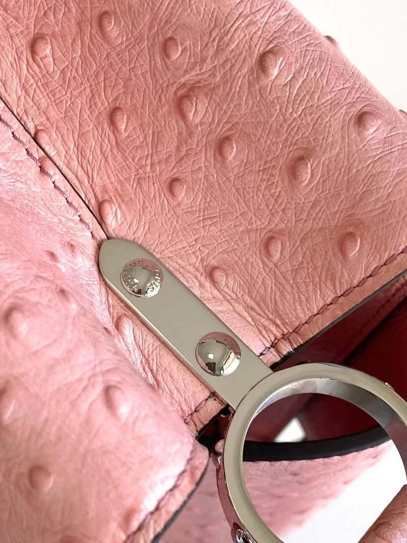 Top match Louis Vuitton Capucines BB Bags