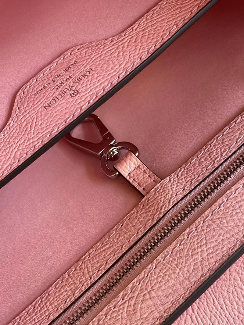 Top match Louis Vuitton Capucines BB Bags