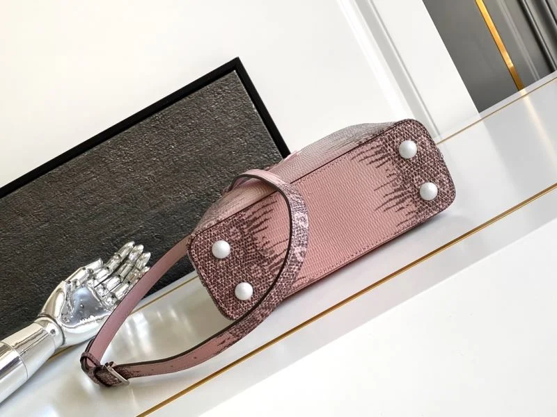 Cut-rate Louis Vuitton Capucines BB Bags