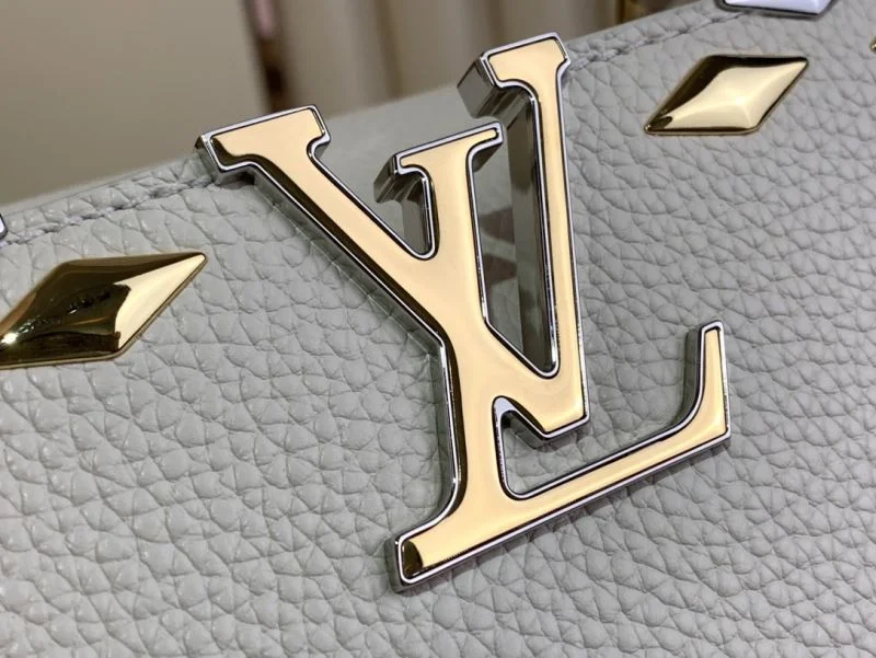 Reasonably priced Louis Vuitton Capucines BB Bags