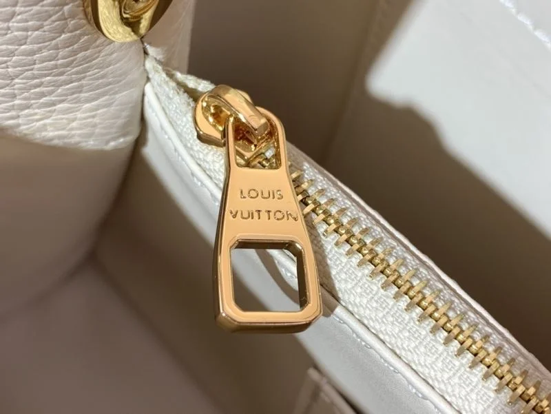 Reasonably priced Louis Vuitton Capucines BB Bags