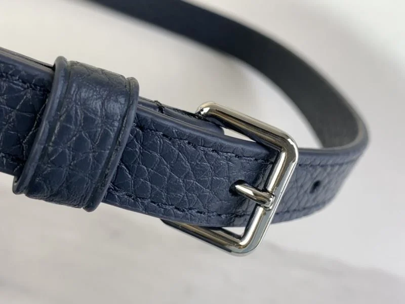 Perfect replica Louis Vuitton Capucines BB Bags