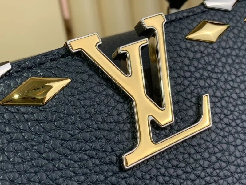 Bargain Louis Vuitton Capucines BB Bags