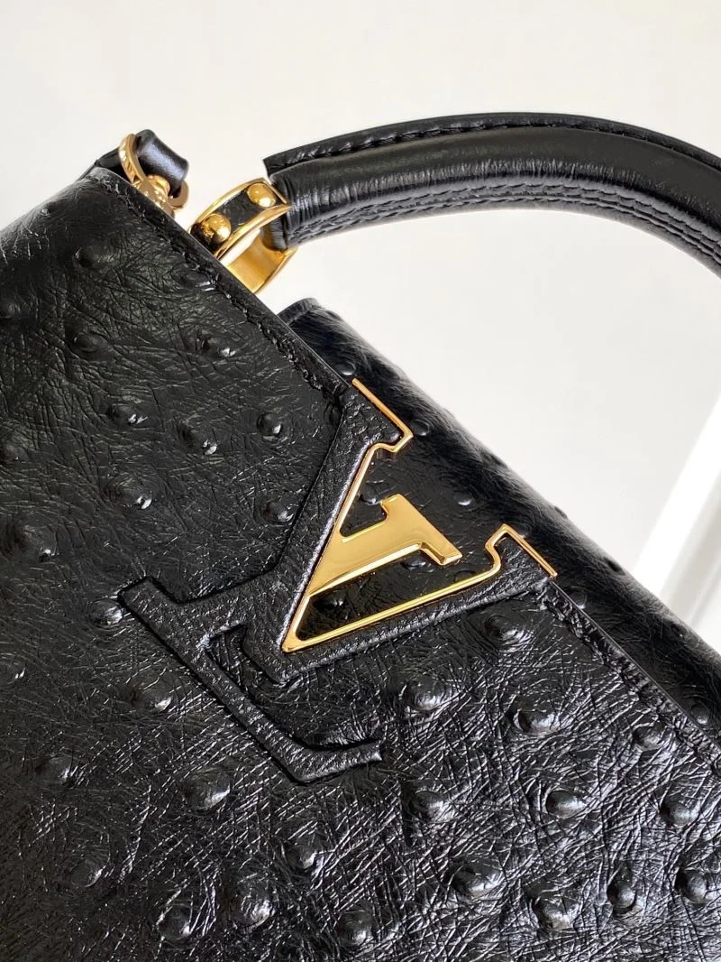 Top match Louis Vuitton Capucines BB Bags